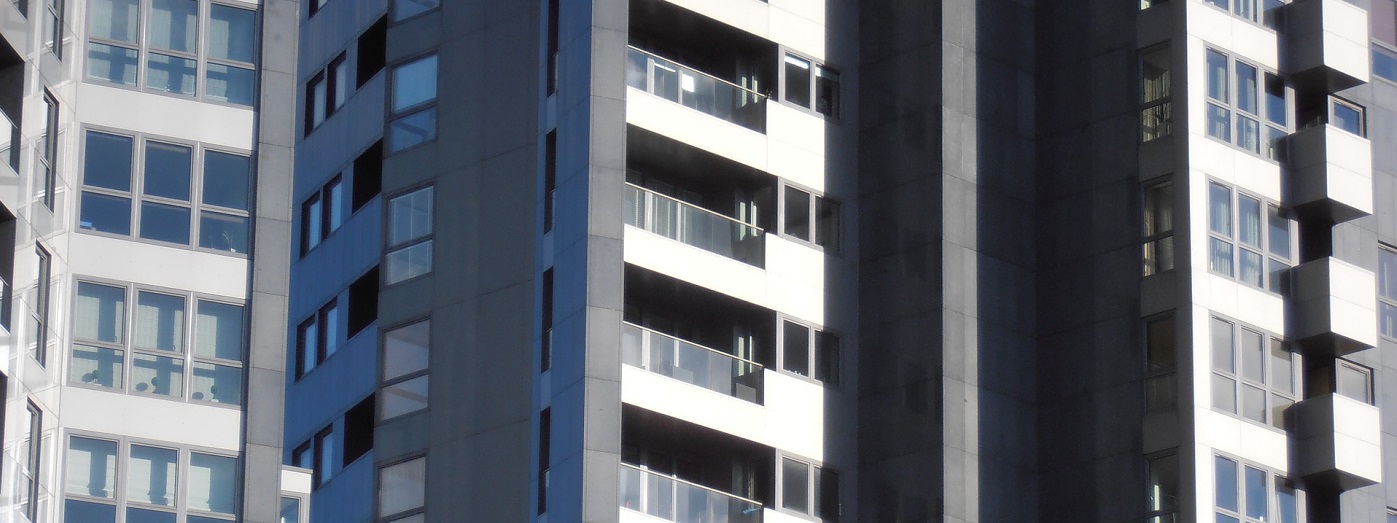 Vertical Stacked Heat Pump - HTS | Commercial & Industrial HVAC Systems ...